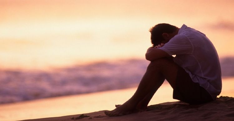 La soledad te hace ver amor donde NO lo hay. Mira por qué no debes ...